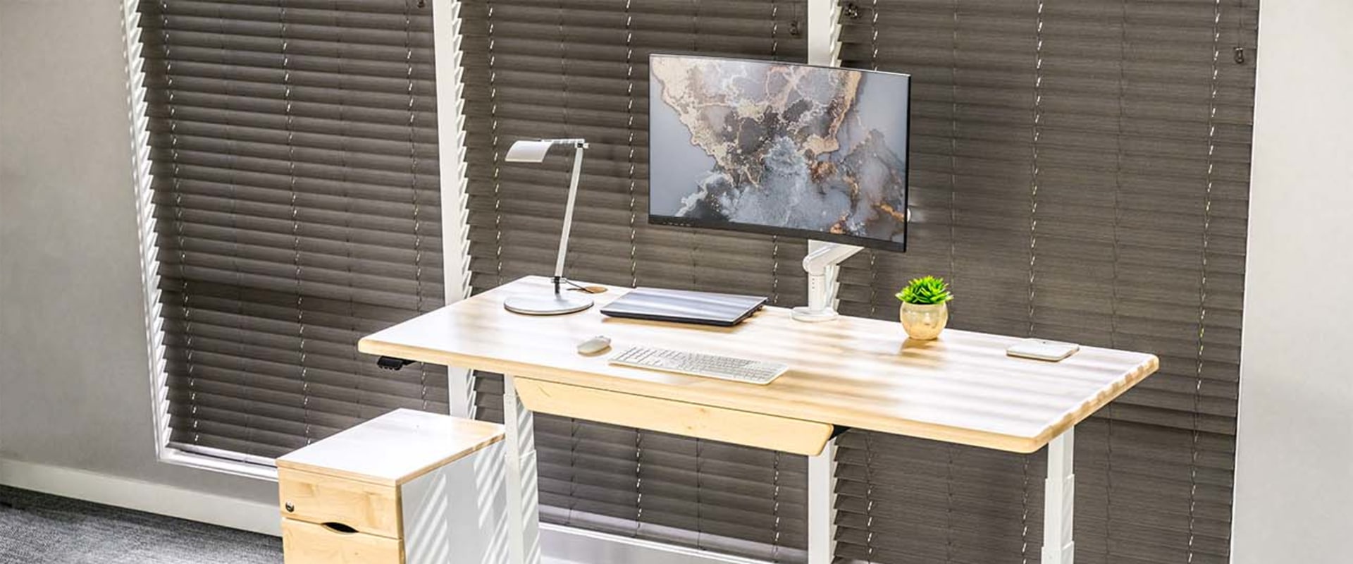 The Benefits of Portable Standing Desks: Safety Features and More